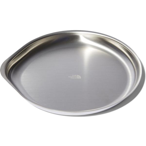 【コメント】自宅でも遜色なく活用できるミニマルなデザインで仕上げたキャンプ用プレートです。素材は、優れた剛性を誇るステンレス鋼。真ん中を少し盛り上げる形にすることで、外側に汁が溜まりやすい設計。洗いやすく、スープをすくいやすい形状です。注ぎ...