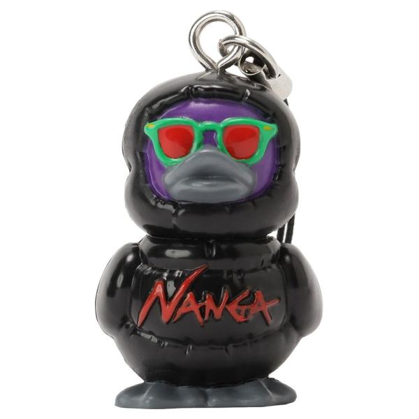 NANGAのカンパニーキャラクター「ガーシー」のキーホルダー　日本のソフビ界の重鎮で「GAAACY」の生みの親「GOCCODO」　アウトドアフッションやギアで人気の「NATAL DESIGN」、　そして「コップのフチ子さん」で有名な「KIT...