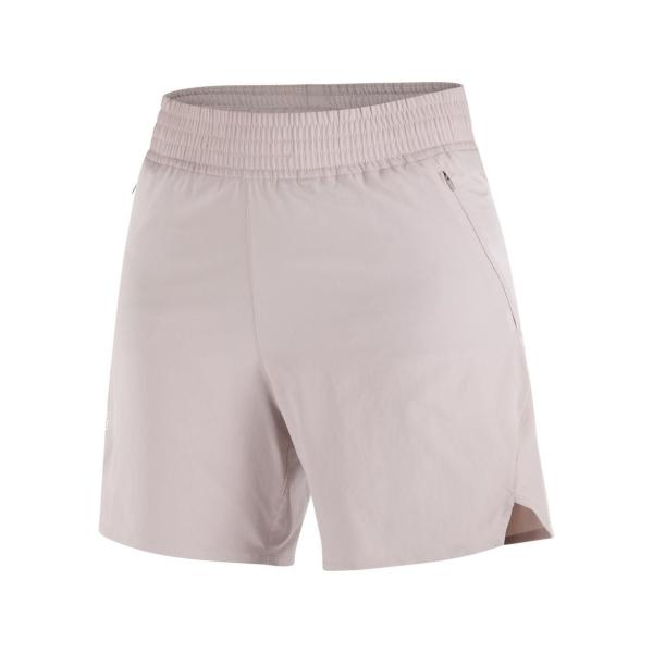 【コメント】尻込みせず、ルーティンを見直し、挑戦するための準備を整える。女性用 SHKout Core 6” ショーツは、そんなあなたを応援します。ジップ付き安全ポケットを装備し、ランニングや有酸素運動など、さまざまなアクティビティにも難な...