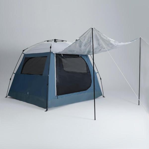 【コメント】広げて持ち上げるだけで一瞬で設営できるワンタッチシェルター。ポップアップ式で自立するため設営と撤収が簡単です。タープ用140cmポールが2本ついているので、それを立てて、ロープで固定すると140×140cmのスペースが確保できま...