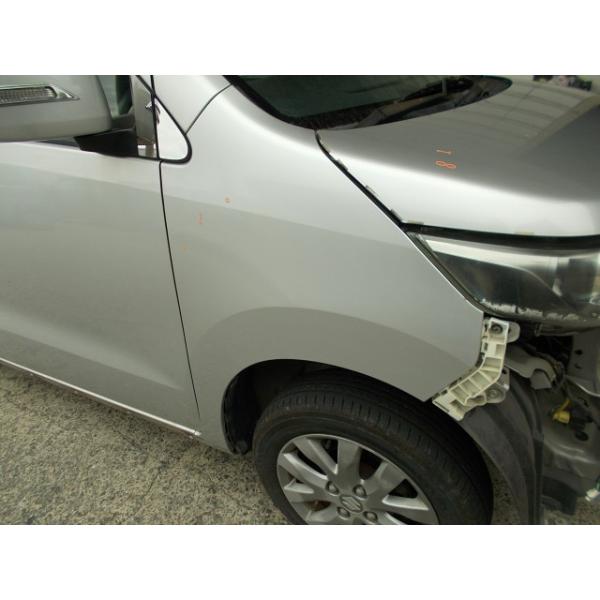 **** 商品説明を必ずご確認ください ****部品管理番号：260121000110600メーカー純正品番：57611-70K50部品名：右Fフェンダー部品区分：リサイクル品管理品番：35759車名：ワゴンＲ車両タイプ名：5ドアハッチバッ...