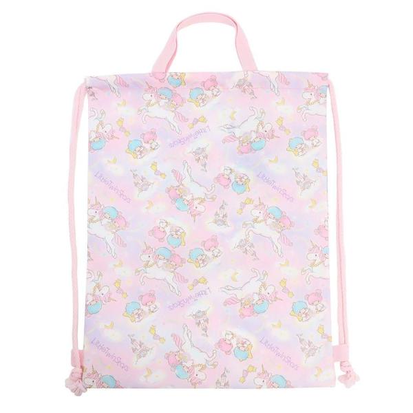 サンリオの大人気キャラクターのシューズナップです。紐が長いのでランドセルの上からでも背負えます。紐を縛るとナップサック、そのまま使うとトートバッグとしても使えます。外側から名前が見えなくて安心な内側にネームタグ付き。○サイズ：約315×40...