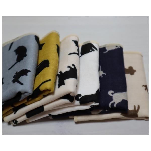 【発売日：2021年09月21日】☆　綿100％の上質ガーゼを縫い合わせてお作り致しました。　　表側(プリント柄)ダブルガーゼ、裏側(無地)3重ガーゼを合わせて5重ガーゼになります。　　ポリエステルウーリー糸ロック処理。　　糸の色は変わる場...