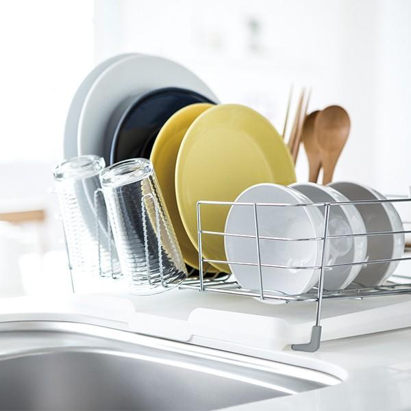 水切れがよく衛生的食器やグラスなどをスッキリ立てられ水切りが出来ます、通気性がよくしっかり水切りできるポケット付き40.8×30.2×14.8cm