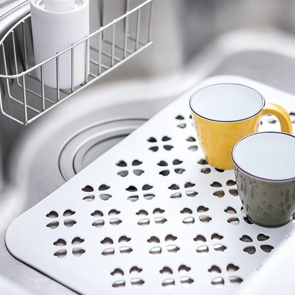 お手入れしやすい形状柔らかいラバー製のシンクマット。クッション製が良く、食器やシンクを保護します45×32.5×0.6cm