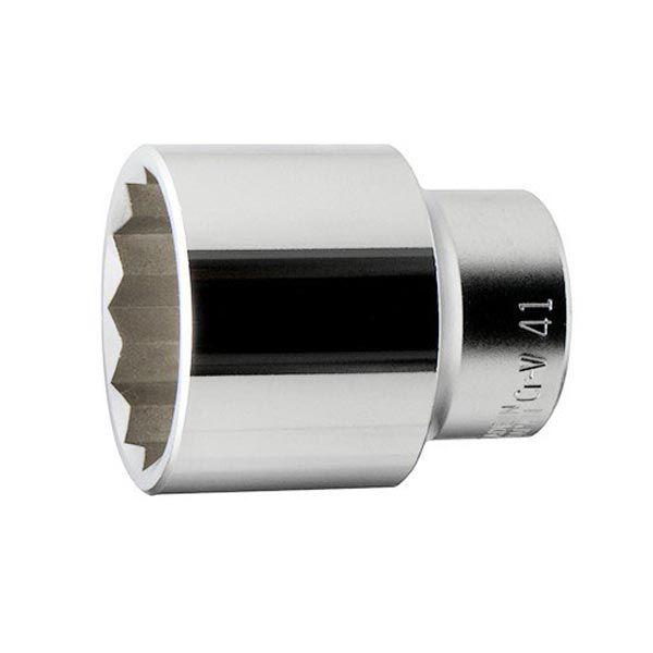 厳選されたクロームバナジウム鋼を鍛造・熱処理した、強靭で耐久性に優れたソケットです。高いトルクでのボルト、ナット締緩におすすめです。[差込角] 3/4"(19.0mm)[サイズ] 41mm[全長] 65mm[重量] 500g[ポイント] 1...