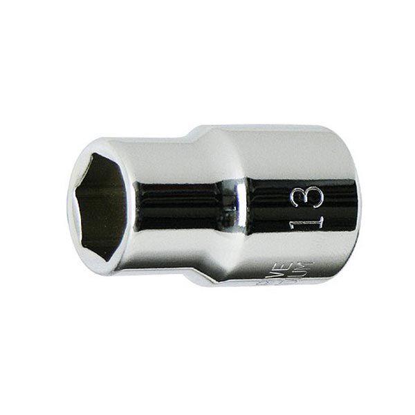 厳選されたクロームバナジウム鋼を鍛造・熱処理した、強靭で耐久性に優れたソケットです。高いトルクでのボルト、ナット締緩におすすめです。[差込角] 1/2"(12.7mm)[サイズ] 13mm[全長] 36mm[重量] 52g[ポイント] 6角...
