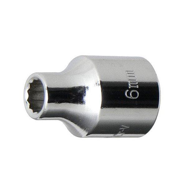 厳選されたクロームバナジウム鋼を鍛造・熱処理した、強靭で耐久性に優れた、工具箱に常備しておきたいスタンダードソケットです。[差込角] 3/8"(9.5mm)[サイズ] 6mm[全長] 26mm[重量] 20g[ポイント] 12角[材質] ク...