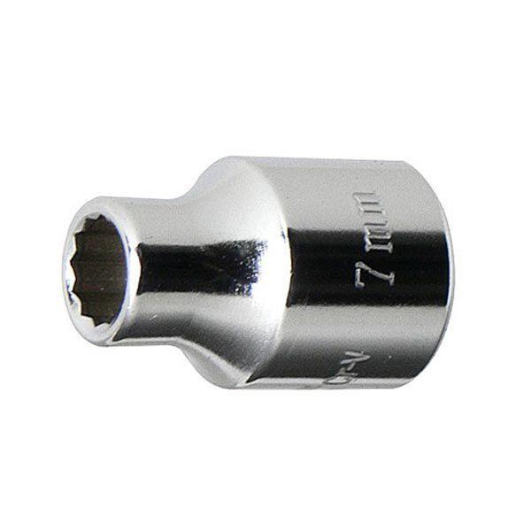 厳選されたクロームバナジウム鋼を鍛造・熱処理した、強靭で耐久性に優れた、工具箱に常備しておきたいスタンダードソケットです。[差込角] 3/8"(9.5mm)[サイズ] 7mm[全長] 26mm[重量] 20g[ポイント] 12角[材質] ク...