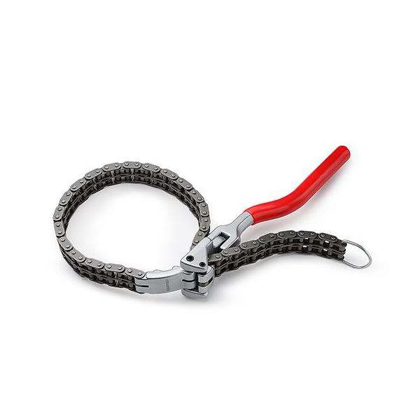 オイルフィルターはもちろん、四角、三角等の多角形にも使用できるオイルフィルターレンチ チェーンタイプです。幅広(22mm)チェーンがオイルフィルターをしっかりと掴みます。[適応フィルターサイズ] 最大φ160mm[ハンドル全長] 180mm...