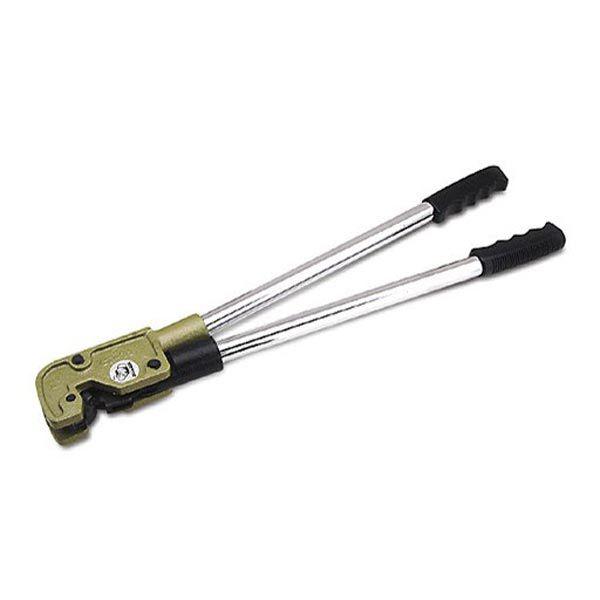 裸圧着端子をカシメるクリンピングプライヤーです。全長が550mmありますので、軽い力で確実に圧着する事が出来ます。[全長] 556mm[圧着サイズ] 8/14/22/38mm2[グリップ] PVC[重量] 2.9kg[他] 裸圧着端子/スリーブ用