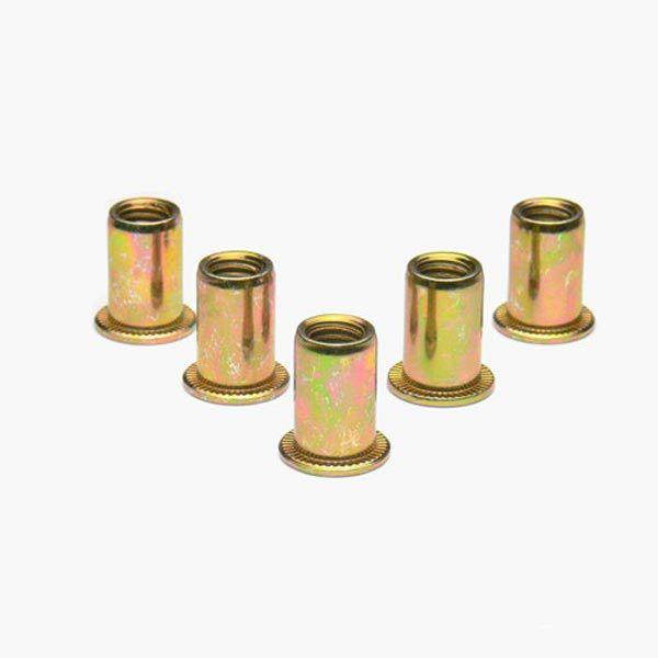 専用のナットリベッターの補充用ブラインドナットリベットです。[入り数] 5[サイズ] M8×1.25[取付穴径] 11mm[かしめ厚] 1.0〜4.0(mm)[材質] スチール