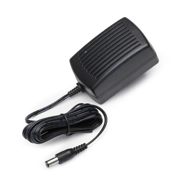 DC12V ブラシレスタイプ専用のスペア充電器です。充電状態を示すインジケーター付き。[電源］AC100〜240V 50/60Hz 0.8A[出力] DC13.5V/1.5A[適応商品]17-090 3/8"(9.5mm) コードレスインパ...