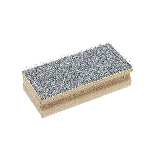 バフクリーナーは、ウールバフ専用の清掃ブラシです。ウールバフに付着したコンパウンドのカスを簡単に除去します。[外寸WHD(ブラシ部分含む)] 130×35×60(mm)