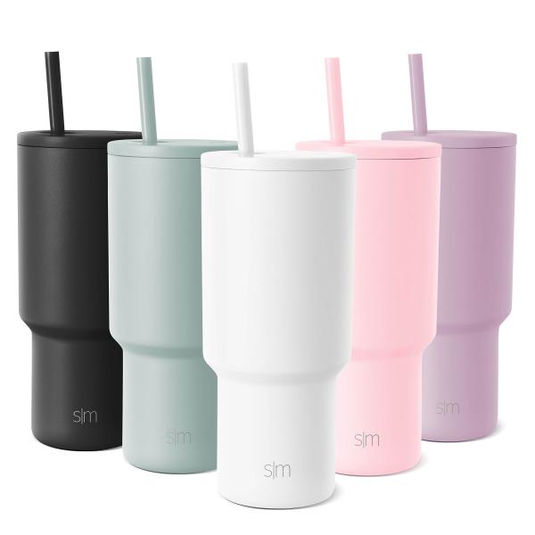 ダブルウォールで真空断熱構造になっており、飲み物の熱さや冷たさを何時間も保つことができます。カップには人間工学に基づいたハンドルが装備され、快適さを追求した美的デザインになっています。ストローリッドと2本のストローが付属しているので、外出先...