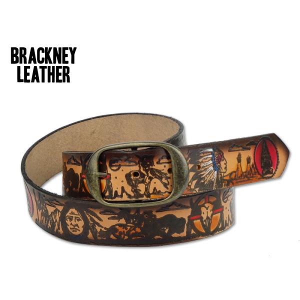 ☆本皮レザーの総型押しベルトです！アメリカンなデザインで、高級感も有り、大変良い雰囲気です！　【BRACKNEY LEATHER WORKS】アメリカのペンシルバニア州に本拠地を構え、「made in USA」にこだわり続ける物作りが特徴的...