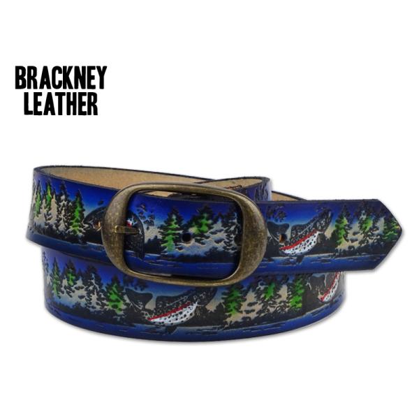 ☆本皮レザーの総型押しベルトです！アメリカンなデザインで、高級感も有り、大変良い雰囲気です！　【BRACKNEY LEATHER WORKS】アメリカのペンシルバニア州に本拠地を構え、「made in USA」にこだわり続ける物作りが特徴的...