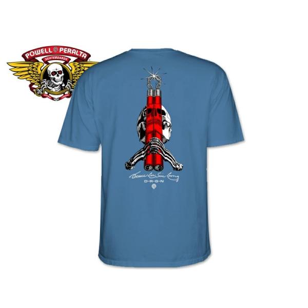 パウエル・ペラルタよりブルース・リー財団とブルース・リーのオンラインショップD-R-G-N〓とのコラボレーションにより、アイコニックなスカル＆ソードのデザインにひねりを加えたスカル＆ヌンチャク。Lサイズ　着丈：約72cm 身幅：約55cmX...