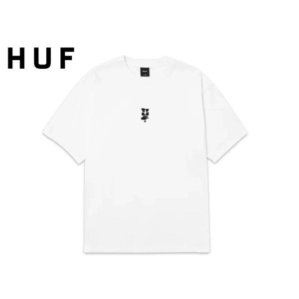 クラシックをモダンに昇華したHUF SETシリーズ。厳選された素材やリフレッシュされたグラフィックプリントのhufロゴ。L：着丈約69cm／身幅約57cm