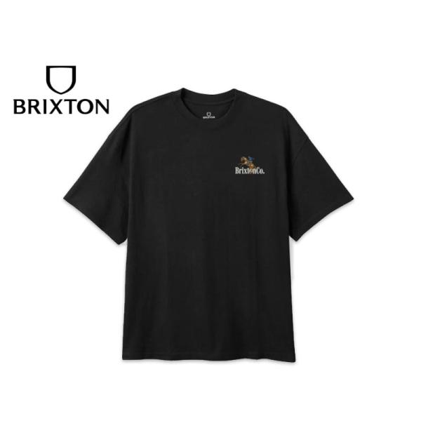 DOLAN STEARNSやKENNY ANDERSON等所属でお馴染みのブリクストン。フロント左胸部分に刺繍ロゴを配置 。どこか西部の風を感じさせるアートワークです。Ｌサイズ　着丈約：72cm　身幅約：58cm