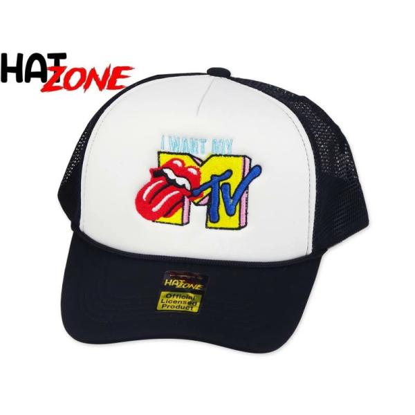 ユニークなパロディーカスタム刺繍やプリントを施した特徴的なデザインを展開するHAT ZONE。誰もが見た事のある企業ロゴ・スポーツ・映画と幅広ジャンルを網羅したデザインがUSメーカーならでは 遊び心あるプロダクト。フロントに刺繍デザインを配...