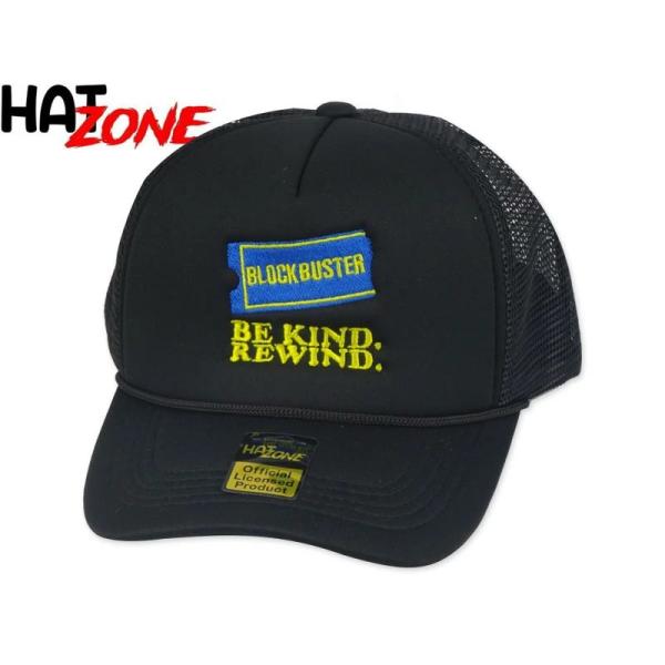 ユニークなパロディーカスタム刺繍やプリントを施した特徴的なデザインを展開するHAT ZONE。誰もが見た事のある企業ロゴ・スポーツ・映画と幅広ジャンルを網羅したデザインがUSメーカーならでは 遊び心あるプロダクト。フロントに刺繍デザインを配...