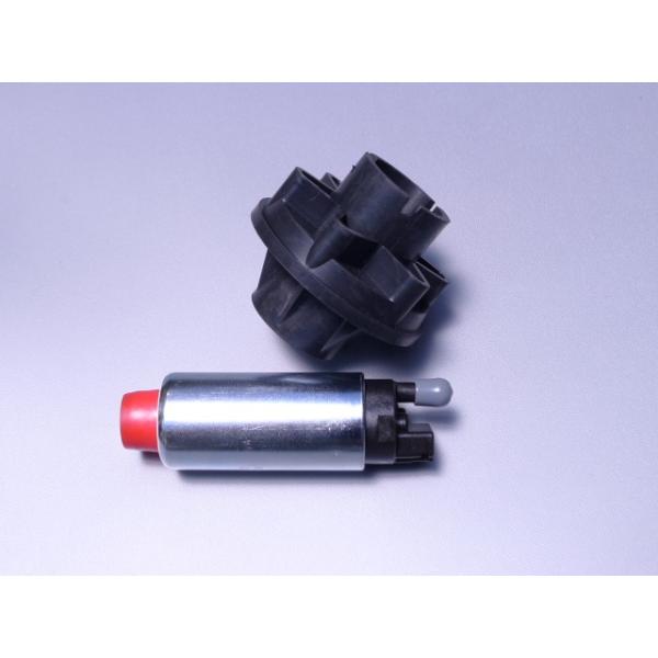 LANCIA DELTA 16V/EVO1/EVO2用 燃料ポンプとポンプマウントのセットになります。純正品は、廃番の為、容量に余裕のある同等品となります。専用のポンプマウントも付属していますので安心して使用できます。