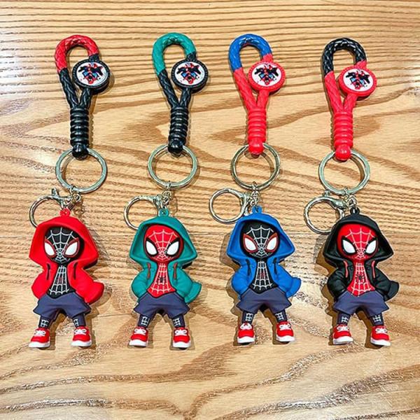 かっこいいヒーロー！スパイダーマンのキーホルダー♪ジャケットを着こなしたスパイダーマンが存在感抜群のキーホルダーです♪かばんや携帯電話、車のキーにつけて存在感アップ！！プレゼントにも◎※商品イメージの色はモニターにより、実際品と異なる場合が...