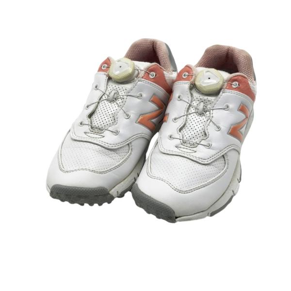 [商品管理番号]240101260772[ブランド]NEW BALANCE ニューバランス[アイテム]ゴルフシューズ スパイクシューズ ボア[モデル・品番]WGB574WC[表記サイズ]22.5[実寸]アウトソール全長：26.5cm / ア...