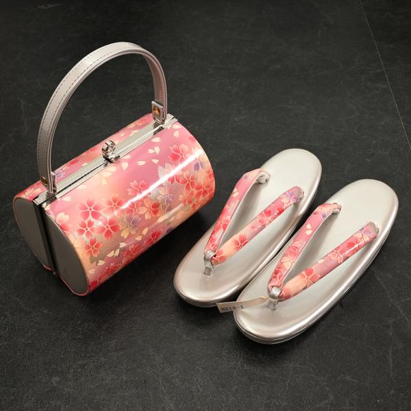 草履バッグセット/Lサイズ/24~24.5cm/※ケース（箱）が痛んでおります。※Webページにつき現物とは色が異なる場合があります。あらかじめご了承ください。