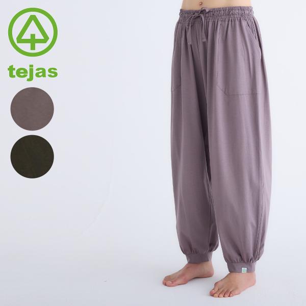 サンスクリット語：sura読み：シュラ意味：勇敢な人、勇士トレンドを取り入れた、たっぷりと分量感があるギャザーパンツ。パルプを原料とした再生繊維のレーヨンは通気性に優れ、夏場でも気持ちよく着ることができます。ウエストはゴムと紐でサイズ調節可...