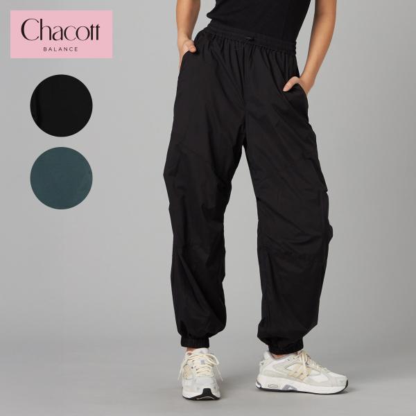 夜のランも安全に、オーロラリフレクター付き温かく快適で、アクティブな動きに対応するスムーズな着心地寒さをブロック！夜も映える高機能タフタパンツ。柔らかい起毛素材の裏地で温かく、寒い季節のランニングやトレーニングも快適にサポート。オーロラリフ...