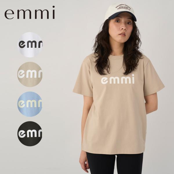 イージーケア＆高機能素材が魅力のemmiロゴがアクセントの万能Tシャツ■Designイージーケアが可能なemmiロゴＴシャツ。2025AWシーズンのコレクションに合わせて、胸元にはオリジナルで制作されたemmiロゴがプリントされています。ベ...