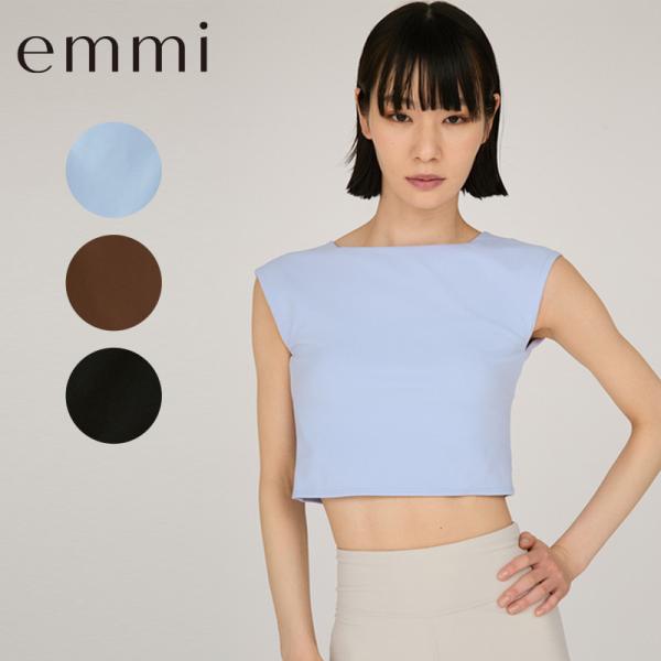 アクティブにもデイリーにも映えるemmiらしいセンスが光るバックオープンブラトップス■Design背中が大胆に開いたデザインが特徴的なカップ付きトップス。フレンチスリーブデザインで、着丈は程よく短めなので、普段使いにもぴったり。さらに、アク...