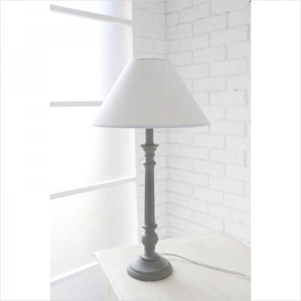 [商品説明]【メーカー在庫品の為ご注文時に完売の際は次回入荷時期のご案内となります。お急ぎの際はお問い合わせください】シンプルで上品なデザインのシェードランプ間接照明のテーブルランプはお部屋に温かみを演出するアイテムです繊細なシェードが優し...