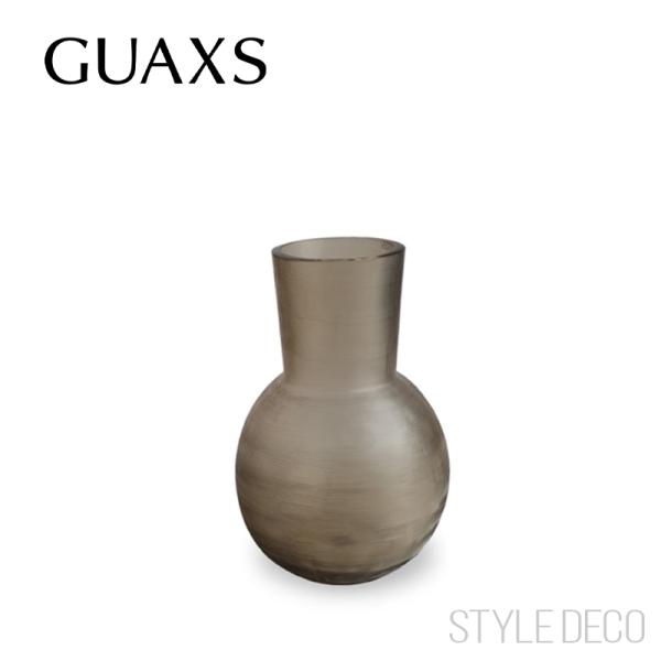 ［ガクス］イェオラ S SMOKEGREYサイズ：φ18×H26cmすべて職人によるハンドメイドで製造されています。ヨーロッパなどのホテルやショールームにもGUAXSのフラワーベースが数多くディスプレイされるなど、世界中の人々に支持されてい...
