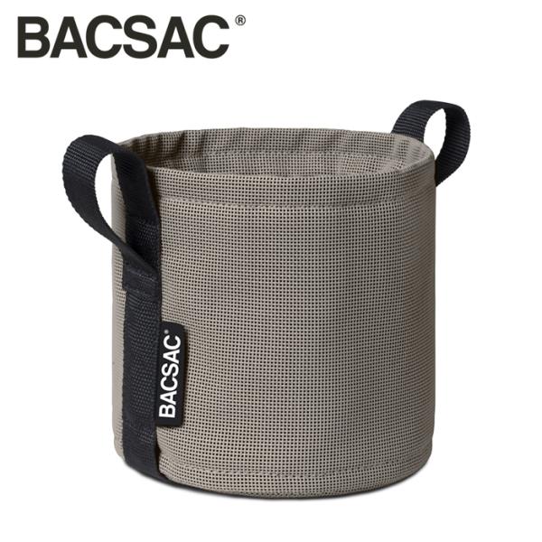 PRODUCT INFORMATIONS土木シートとして苗床や農場で使われているものと同じ素材を使用した植物用の鉢。土が適度に呼吸でき、ポット内を健康に保つデザインになっています。【 仕様 】・表面生地は、引き裂き強度・耐摩擦性・耐霜性が高...