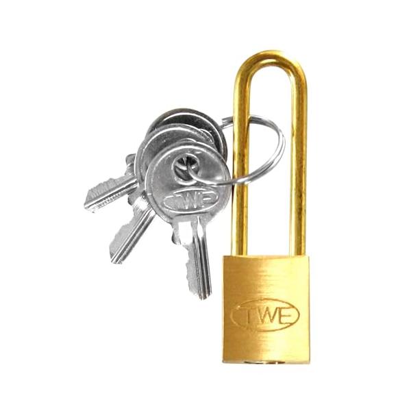 カジュアル真鍮/15X33mm/VA-010・Size:15X33mm・パッケージ個数:1・材質:本体/真鍮、吊/真鍮、仕上/クリア塗装