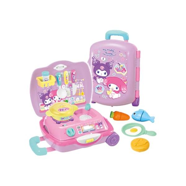 アニメ1)単品/-/4971404324220・Color:1)単品・大人気のマイメロディとクロミのデザインのキャリーケース型おままごとセットです。・コンロをひねると「ジュージュー」音が鳴って光り、蛇口を押すと「ジャー」と水の音がして光りま...