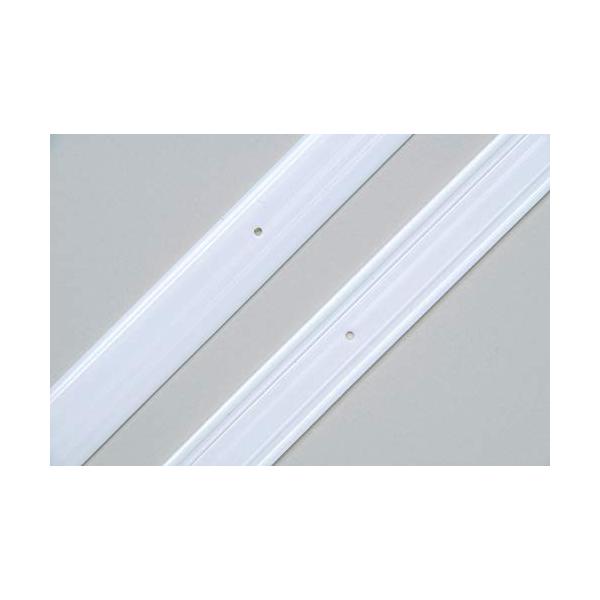 トラック用ラインテープ選択/幅20mm×厚さ2.2mm×100m/G1358・パッケージ個数:1・幅20mm×厚さ2.2mm×100m・重さ3kg・トラック用・クギ穴付(穴間10cm)・(注)ラインテープの設置は、低温・高温時は避け、十分な...