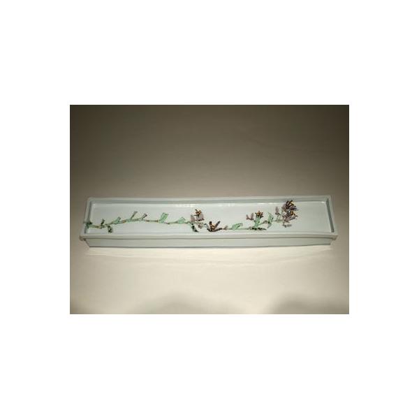 アイテム：長方台皿絵柄　　：油点草特徴　　：色絵磁器作家　　：武腰潤作サイズ　：（約）幅63.5×奥行11.5cm×高7cm重さ　　：（約）kg付属品　：桐箱紐通し