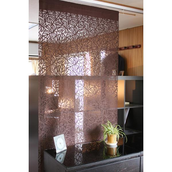 【サイズ】幅95cm×丈176cm【材質】ポリエステル100%【商品説明】ポールを通せば間仕切りやのれんに、付属のカーテンフックを使えばカーテンレールにも取り付けができます。【備考】突っ張り棒もご利用できます。当店でも販売しております。【ご...