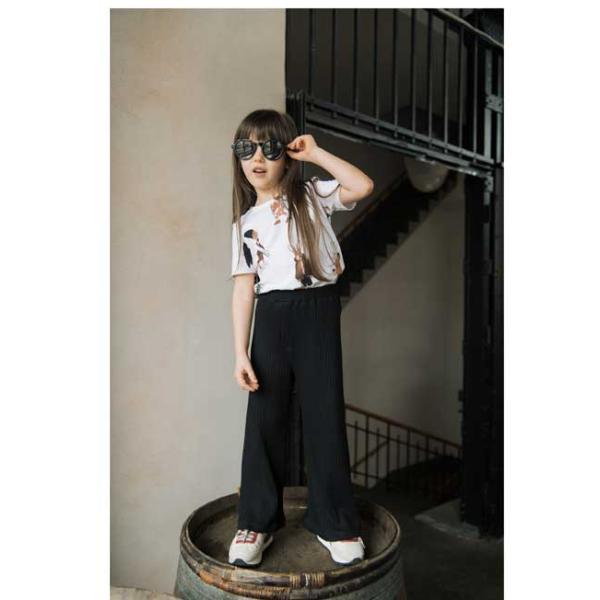 素材オーガニックコットン　95% エラスティン　5％※ヨーロッパの子供服のサイズは6cm刻みのcm表記です。参考サイズ(表記サイズ→日本サイズ）62→60cm　68→70cm 74→75cm 80→80cm 86→85cm 92→90cm9...