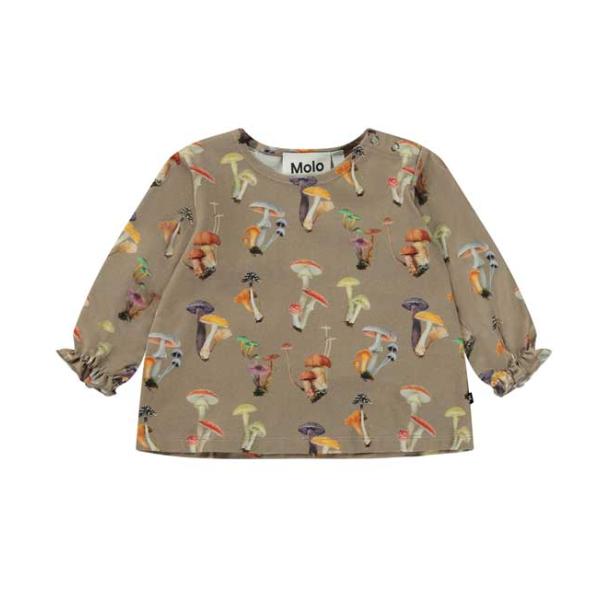 カラフルなきのこがいっぱいの可愛いトップス。袖がキュッとしぼんだデザインと裾が少し広がった形でかわいさアップ！素材オーガニックコツトン 95% エラスティン 5%※ヨーロッパの子供服のサイズは6cm刻みのcm表記です。参考サイズ(表記サイズ...