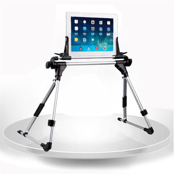 【折りたたみ式】軽くて持ち運びにも便利な折りたたみ式です。未使用時にはコンパクトに折りたたんで、収納できるので置き場にも困りません。【角度調整可能】 寝ながらパソコン固定部の角度を調整できるので、タブレットをお好みの角度に調整してご視聴頂け...