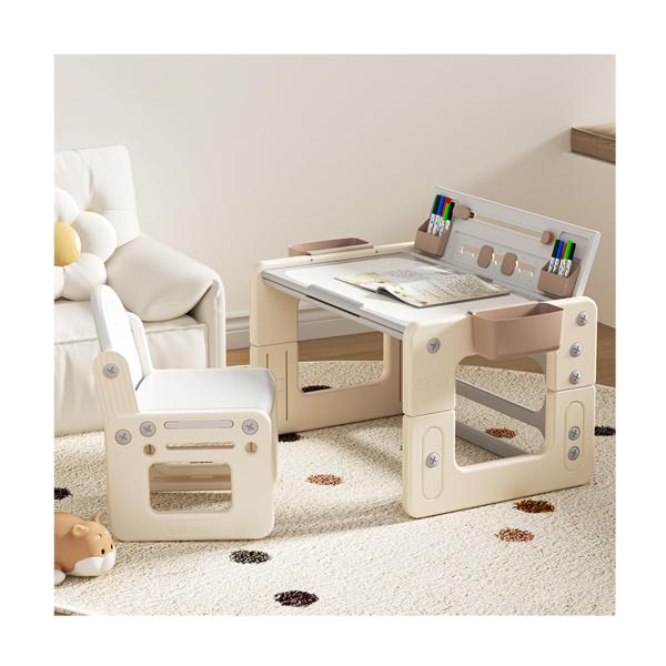 成長に合わせて適切な高さを保つことで、お子様が快適に座って学習や活動を行うことができ、健康的な姿勢を促進します。いすの一番低くお使える位置は24cmで、一番高くお使える位置は34cm前後となります。 テーブルの一番低くお使える位置は47cm...