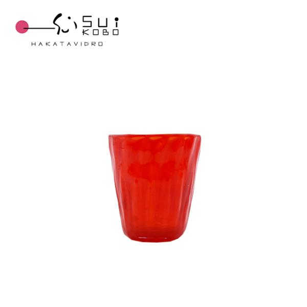 粋工房で長年使用してきた赤は食塩(イオン交換膜法で精製された高純度99％以上の塩化ナトリウム)を使用します。この塩化ナトリウムを宗像『沖ノ島』沖で汲み上げ大島で大釜見まきを焚いて煮詰め、天日干しで干し上げた天然塩を同量入れ替えたところ、この...