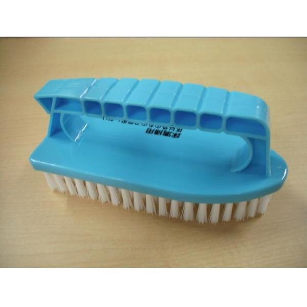 浴室の床の汚れを落とします。＊カラリ床・ソフトカラリ床にもご使用いただけます。＊床以外には使用しないでください。