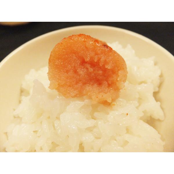 無着色辛子明太子　切れ子１ｋｇ業務用たっぷり１ｋｇ！！一口大サイズにカットされており食べやすくなっております。白飯にはもちろんおにぎりやパスタにもお使い頂けます。内容量  １ｋｇ原材料  すけとうだらの卵（ロシア又はアメリカ産）、米発酵調味...