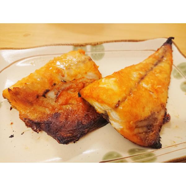 さば味噌漬け３０切業務用ノルウェー産の脂ののったサバを味噌に漬け込みました。ご飯のおかずにぜひどうぞ。※必ず加熱してお召し上がり下さい。内容量  ３０切（１切約６０ｇ）原材料  さば（ノルウェー産）、粒味噌、米発酵調味料／着色料（紅麹、アナ...